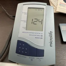 MICROLIFE BP3BTO-APC Advanced Blood Pressure Monitor Pack